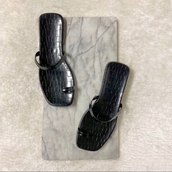 14th & Union | Shoes | 4th Union Sz 75 Black Texture Slip On Slides Sandals Cece | Poshmark